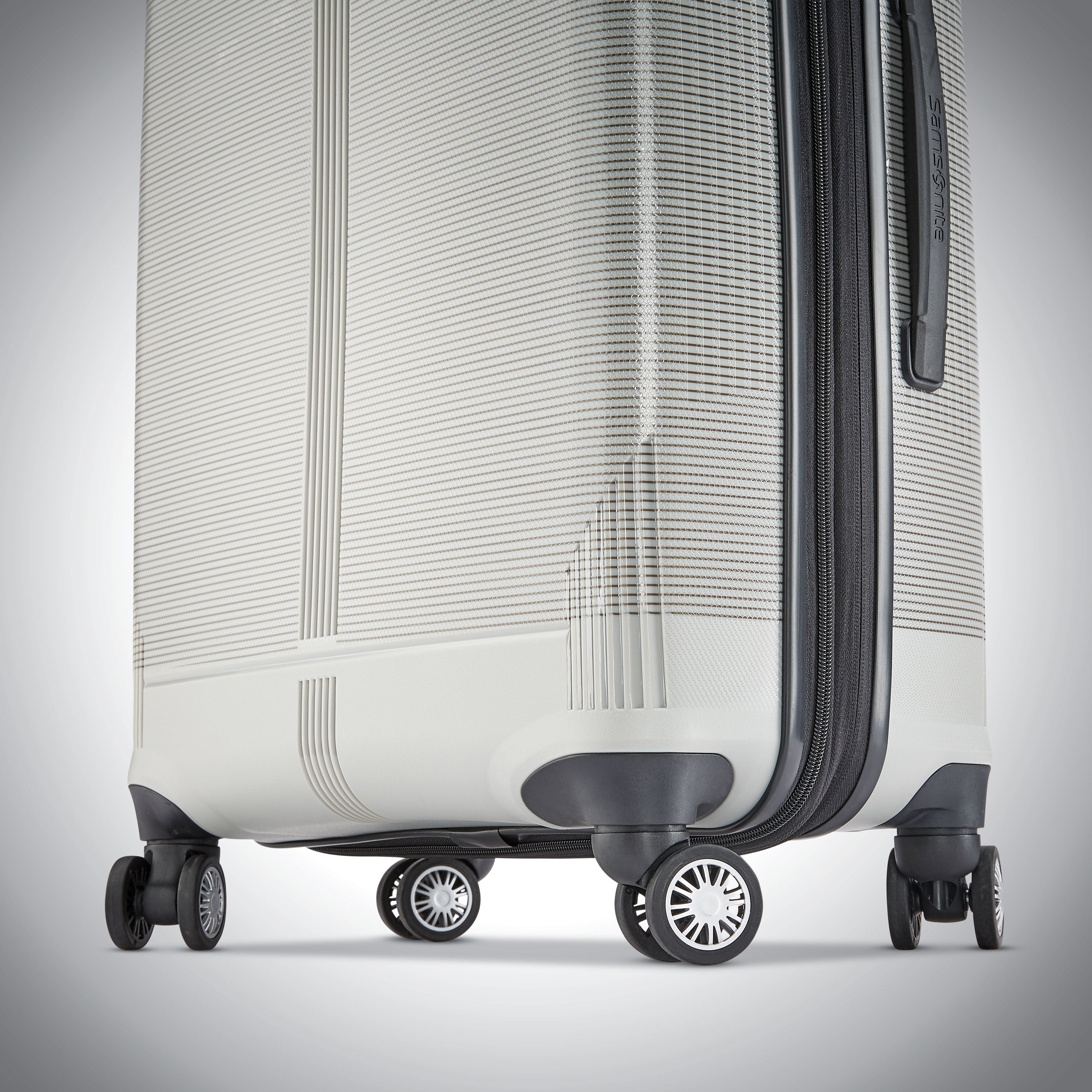 Medium Spinner Supra DLX Medium Spinner