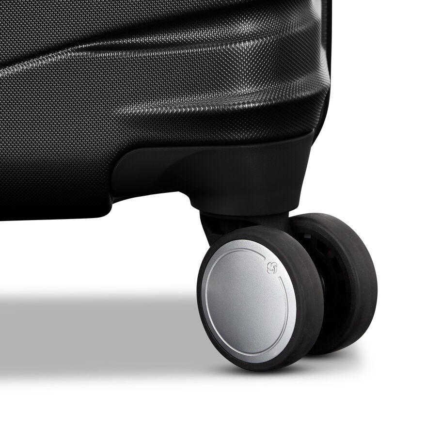 Pivot 3 Medium Spinner | Checked | Samsonite